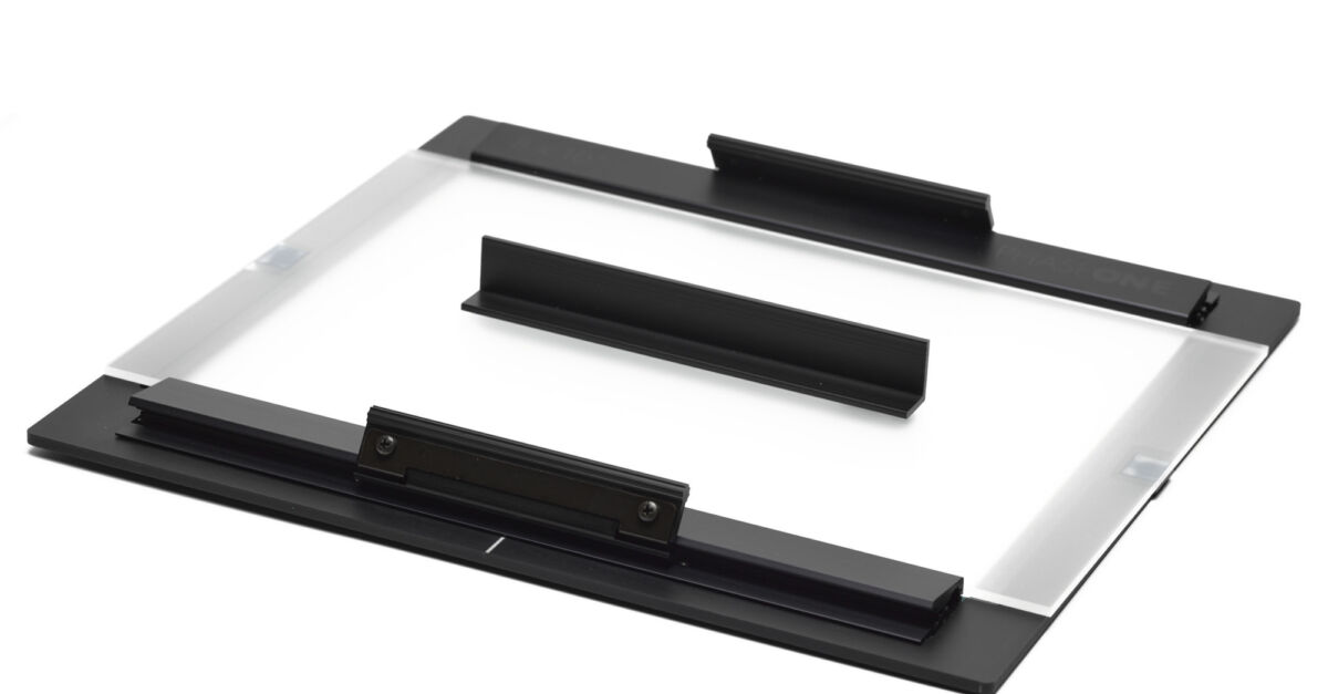 Phase One 9957 Film Holder for Film Capture Stage - 8x10" film - Specular
