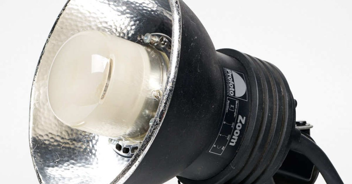 Profoto Acute/D4 head UV 230V (250W modelling) with Disc Reflector ...